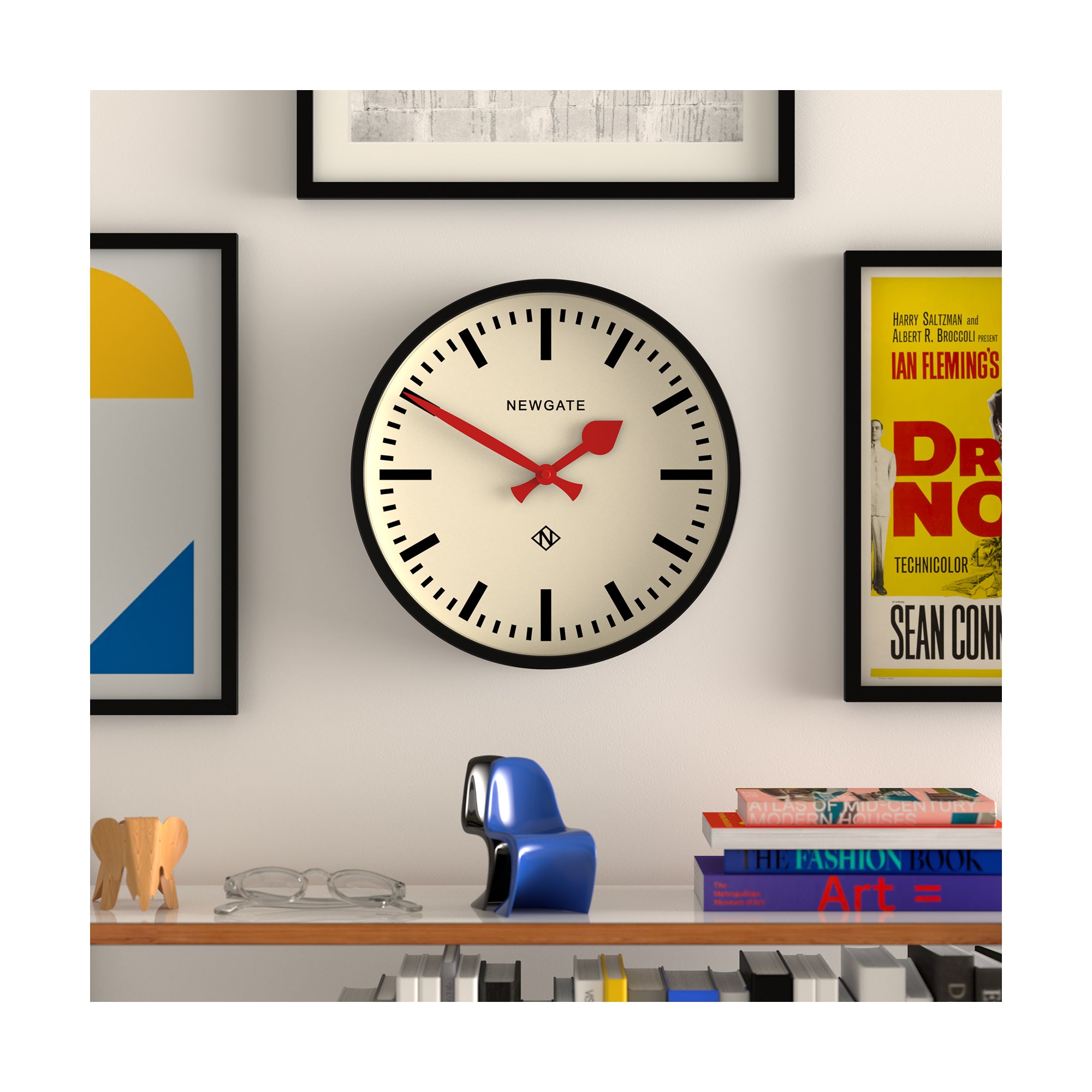 Newgate Luggage wall clock in black – Newgate World