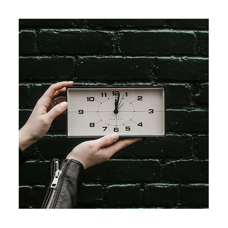 Newgate Wideboy alarm clock in black and cream – Newgate World