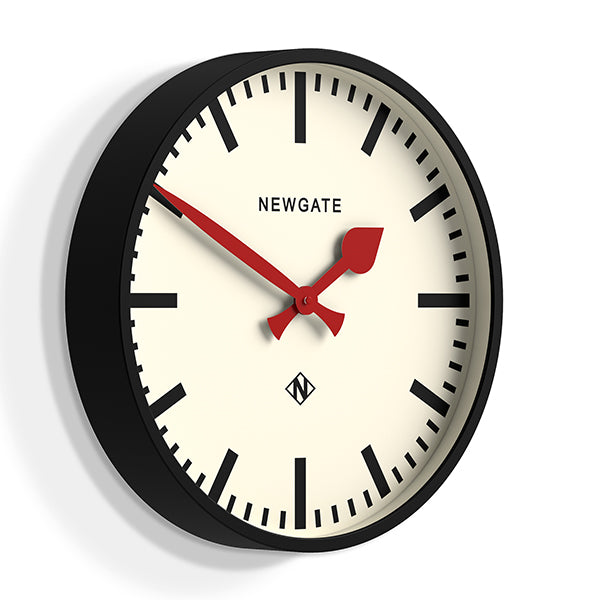 Newgate Universal railway wall clock in black – Newgate World